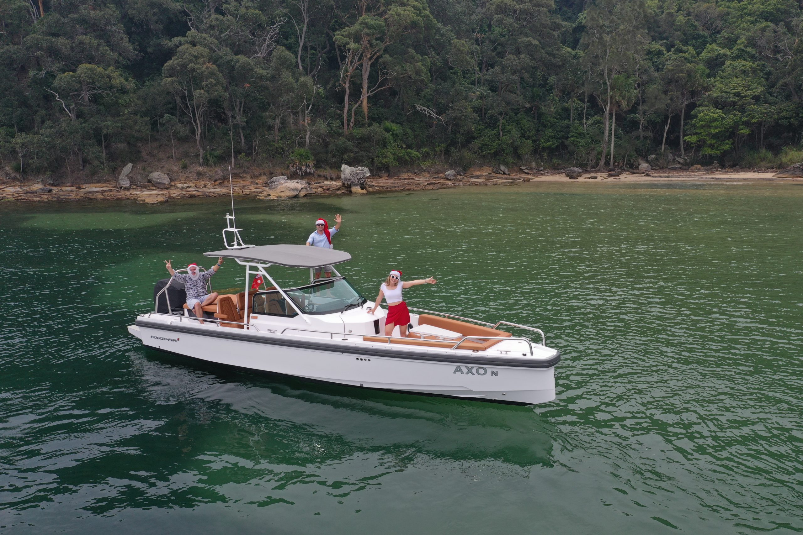 MERRY CHRISTMAS - eYachts | Australia & New Zealand