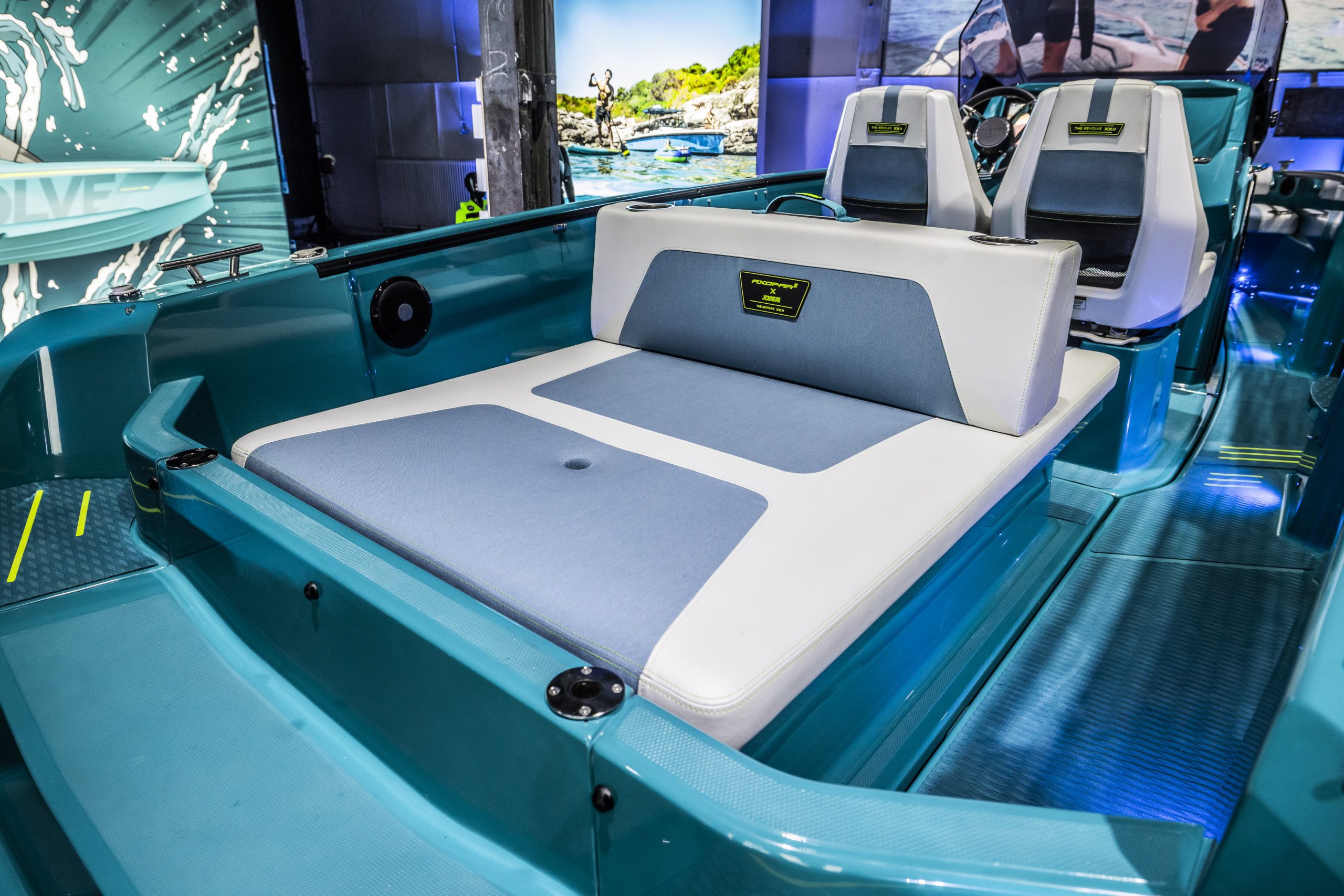 Axopar 22 T-Top | Suitable for all conditions | Exclusive to Eyachts