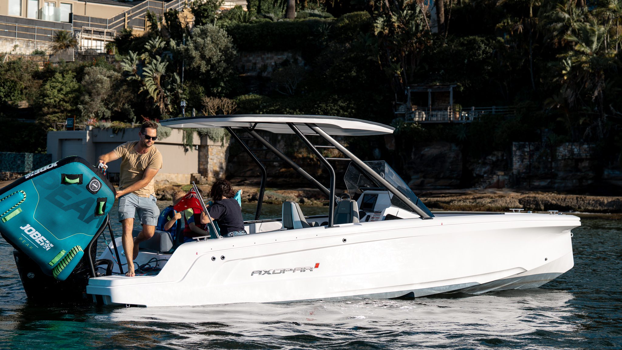 Axopar x Jobe Summer Special | Eyachts
