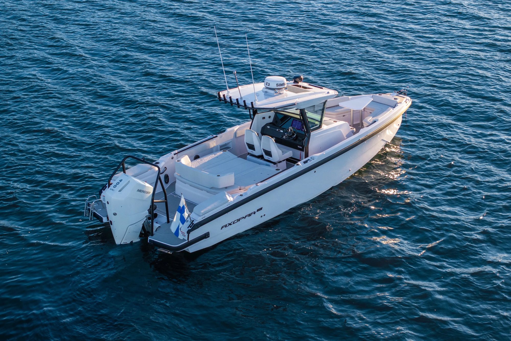 Axopar 29 CCX | Centre Console Crossover Fishing Boat